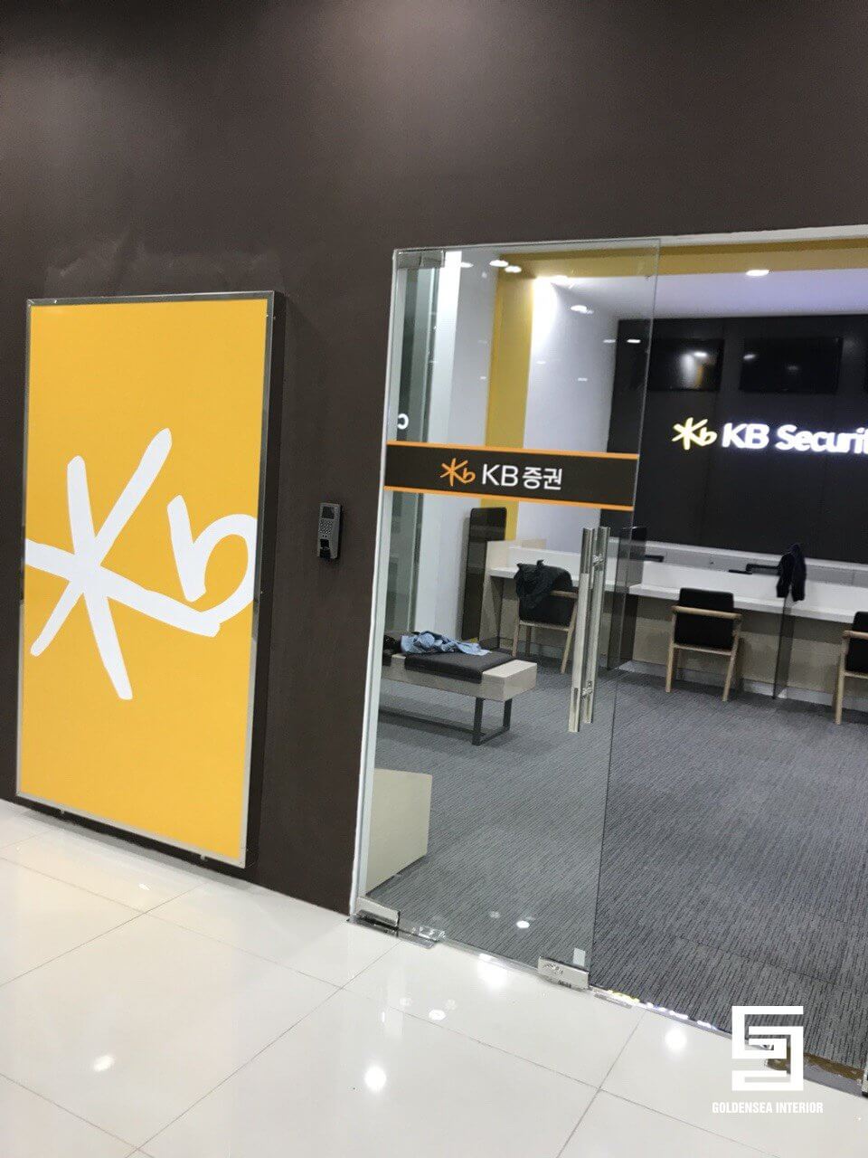 Thiết kế & thi công văn phòng KB Securities - Goldensea